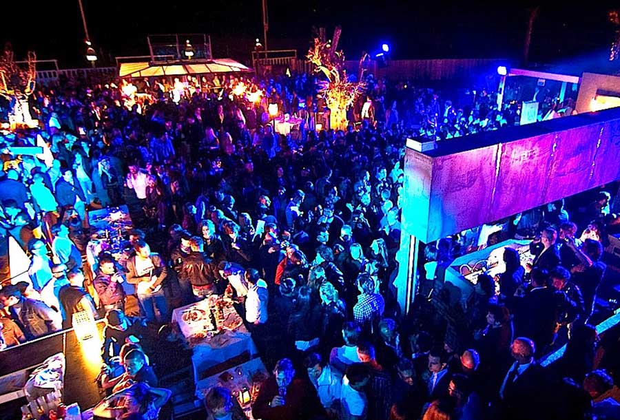 Le discoteche riccionesi e il mondo della notte